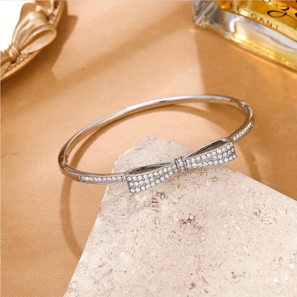 Jewelry | Silver Rhinestone Bow Bangle | Poshmark